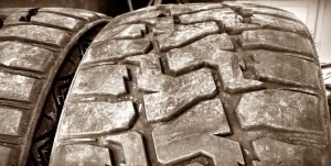 33x12.50r22 in Metric - Tire Size Compare